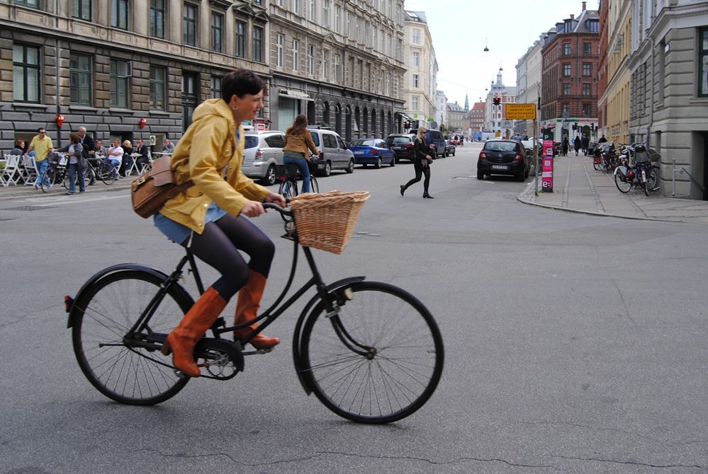 Tips Bersepeda Berangkat ke Kantor, Nggak Perlu Khawatir Berkeringat