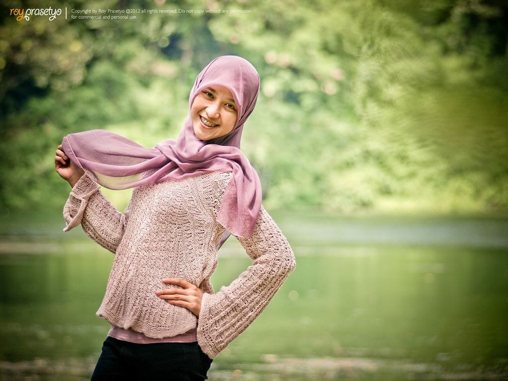 "Jilboobs", Bukan Cuma Salah Wanita: Sebuah Refleksi