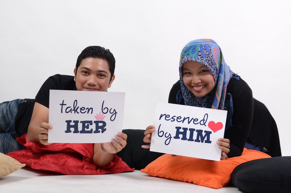 11 Tanda Bahwa Dia Memang Pacar yang Layak Kamu Pertahankan