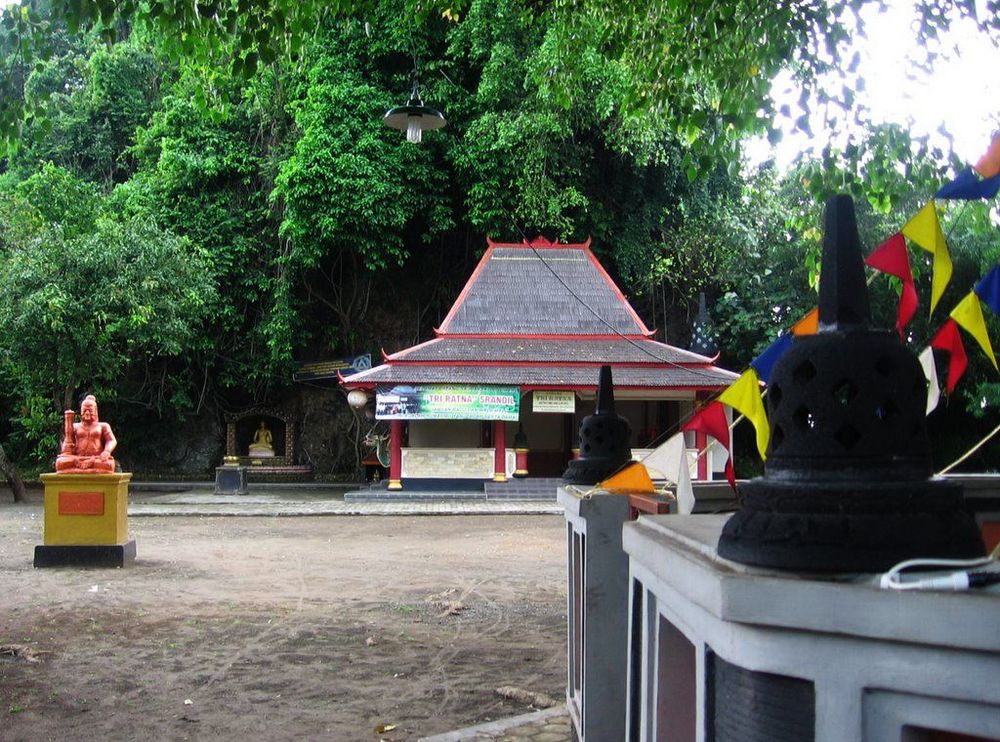 8 Destinasi Wisata Cilacap, Suguhkan Keindahan Alam yang Sebenarnya
