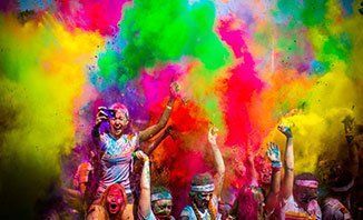 Di Balik Meriahnya “Color Run” di Budaya Kita