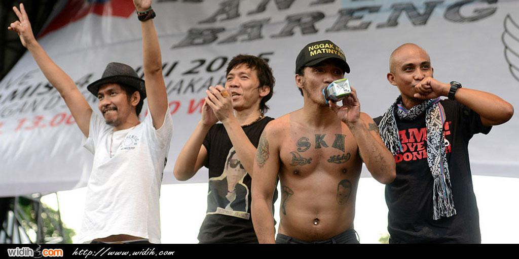 12 Alasan Kenapa Slank Adalah Band Rock Indonesia Yang Bikin Bangga dan ...