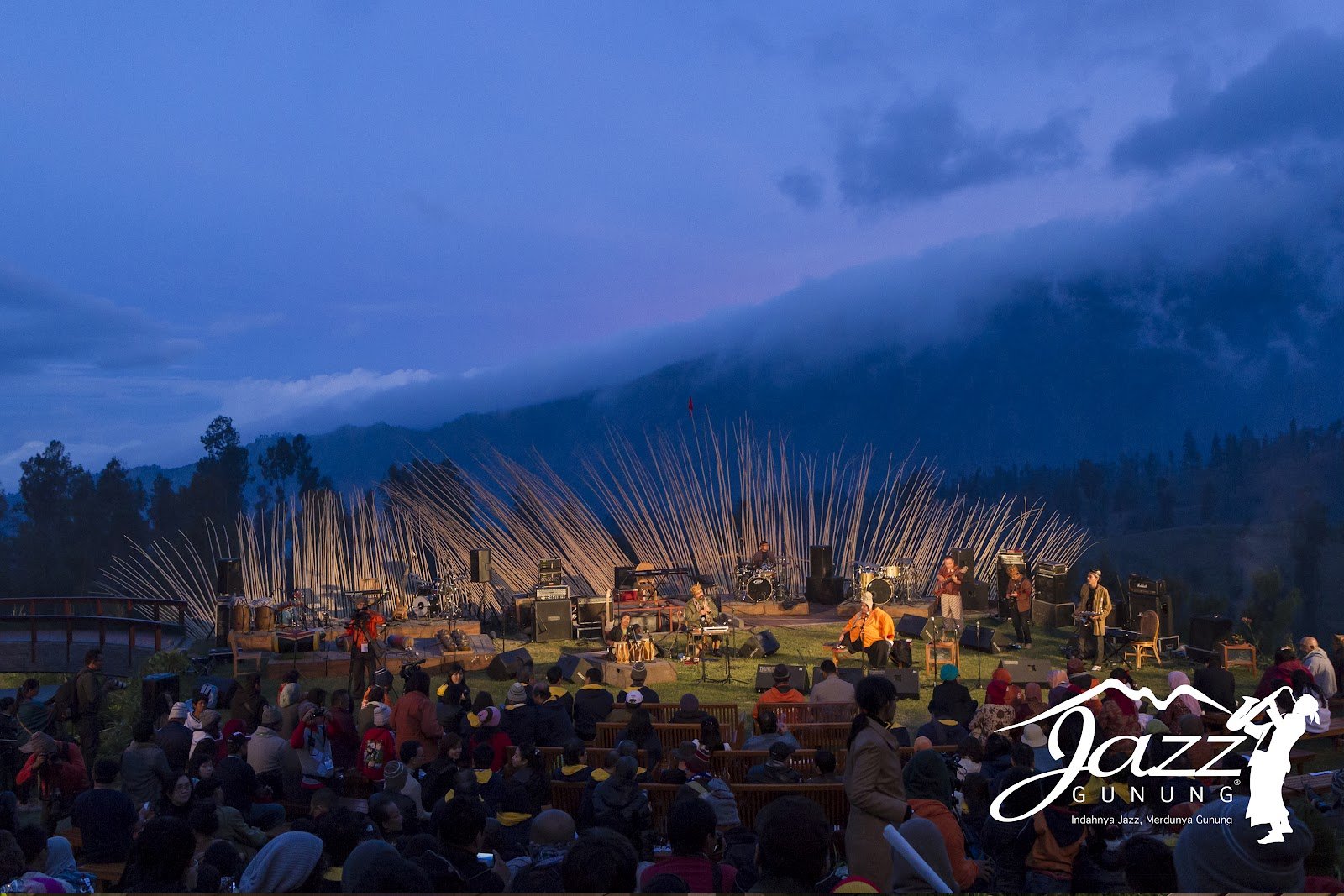 Jazz Gunung Bromo, Pesta Merdeka dalam Harmoni Alam Nusantara. Inilah ...