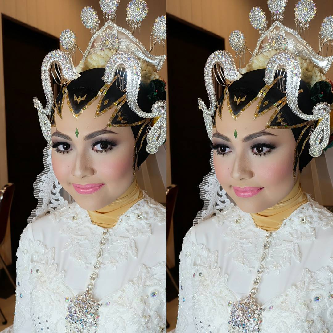 8 Inspirasi Makeup Paes Untukmu yang Berhijab! Walau Tertutup, Masih ...