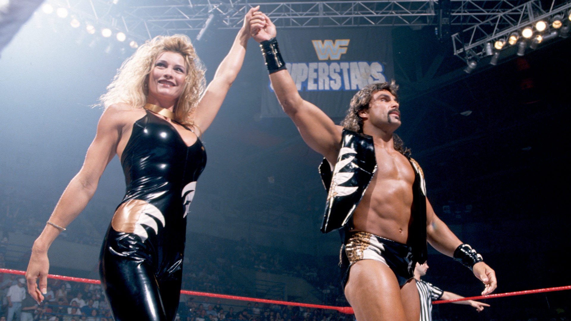 11 Pemain WWE Smackdown Wanita yang Legend