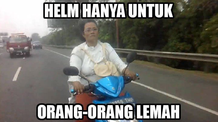 Ibu-Ibu Naik Motor di Jalan Tidak Akan Pernah Bisa Dilawan, 12 Meme Ini ...