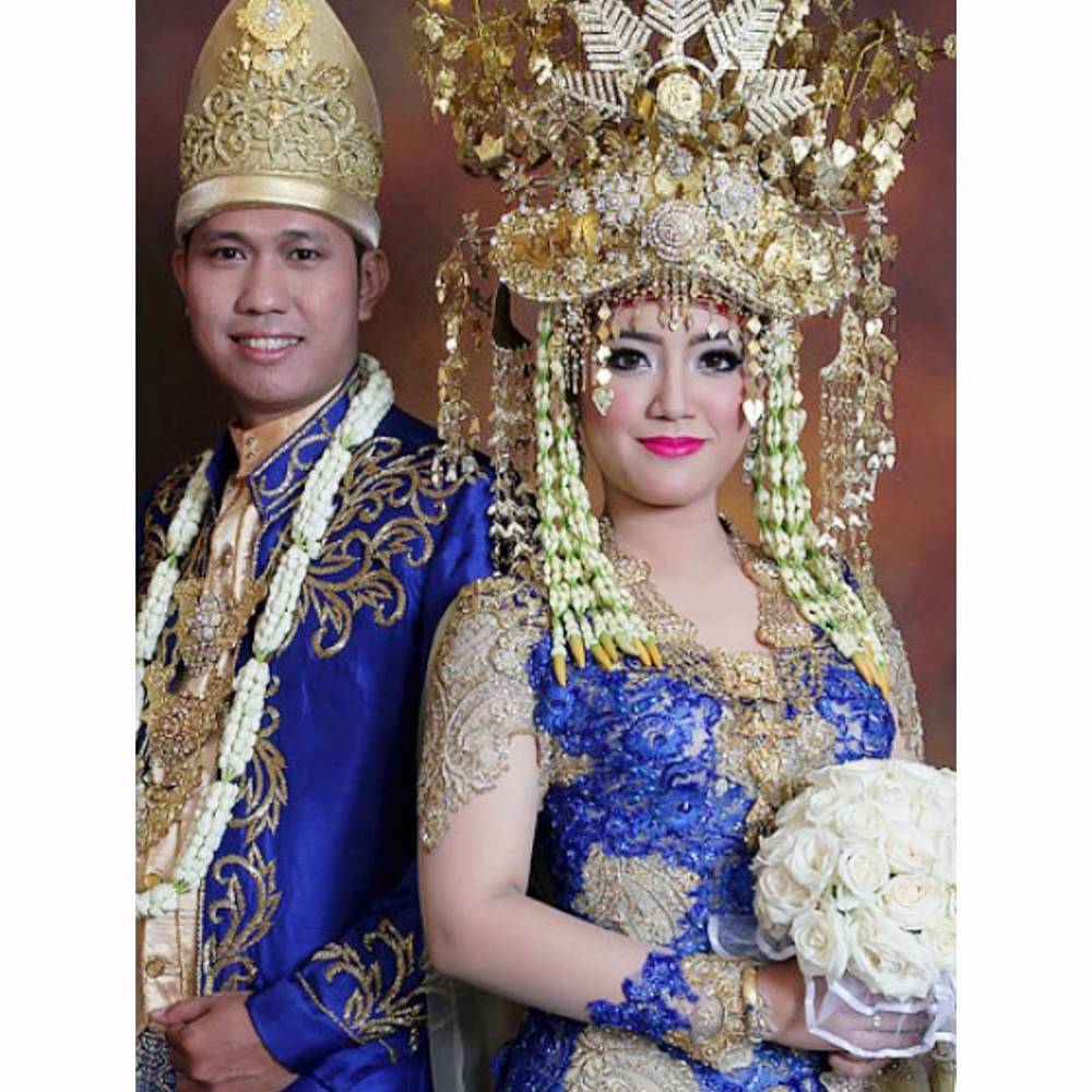 10 Inspirasi Pernikahan Unik nan Megah A La Palembang dengan Pakaian Adat Aesan Gede