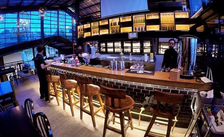 12 Cafe Instagrammable Ini Bisa Jadi Tujuanmu di Semarang! Cocok Buat ...