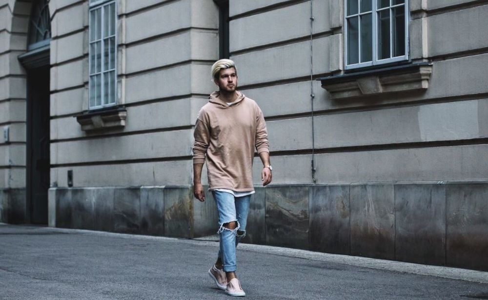 7 Alasan Kenapa Cowok Suka Memakai Celana Rombeng, Cewek Harus Tau!