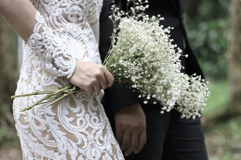 9 Macam Bunga yang Identik dengan Pernikahan. Dengannya, Resepsimu ...