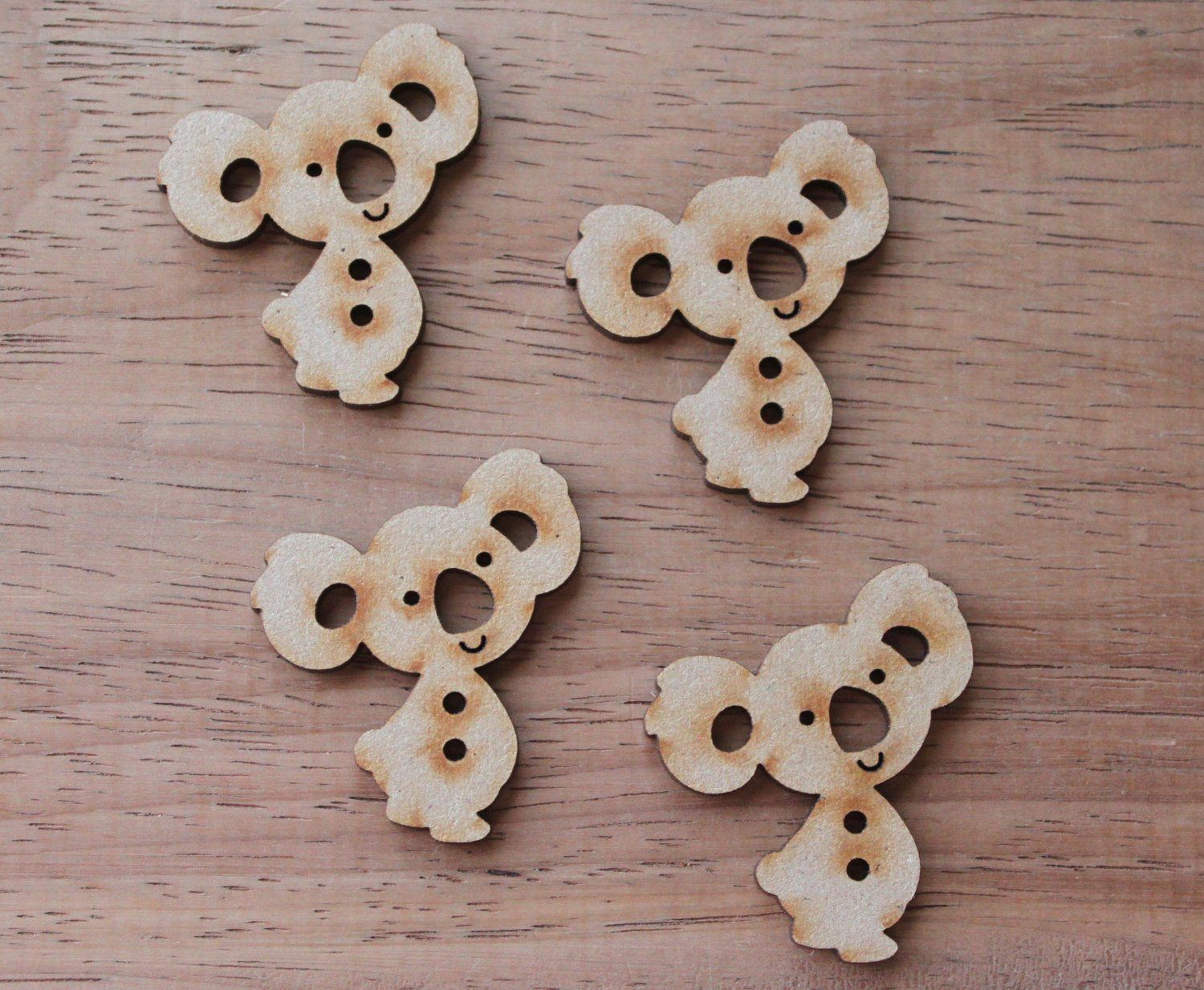 15 Kancing Baju Ini Akan Buat Baju Polosmu Jadi Makin Asyik untuk Dikenakan