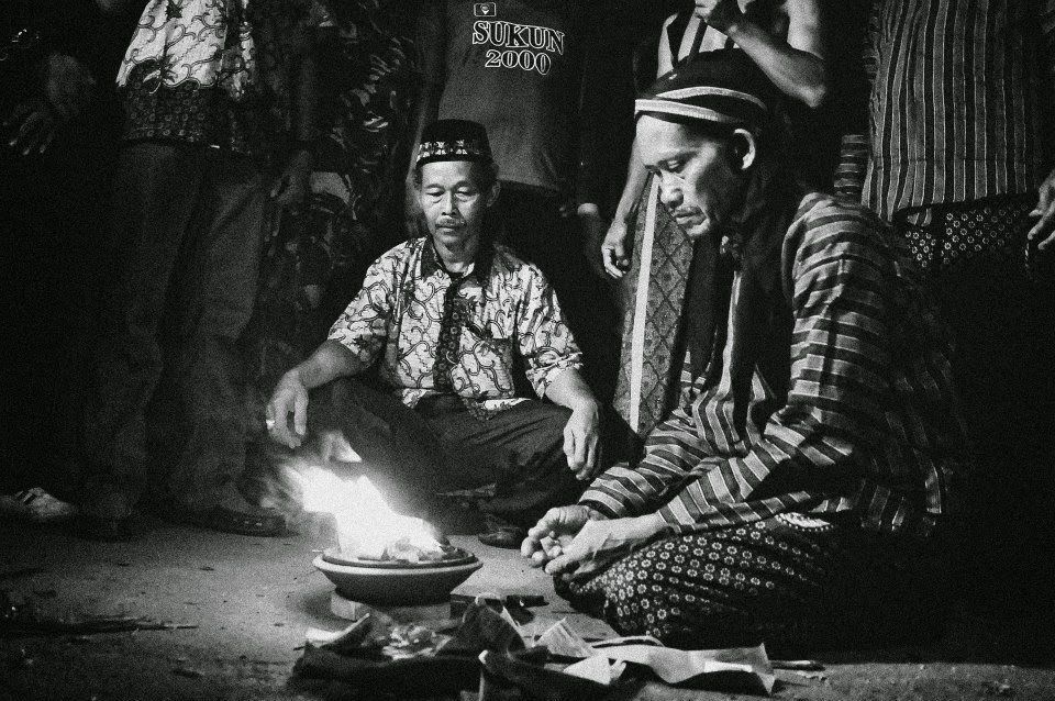 Tradisi Perang Obor di Jepara, Pukul-pukulan Api yang Seru dengan Nilai ...