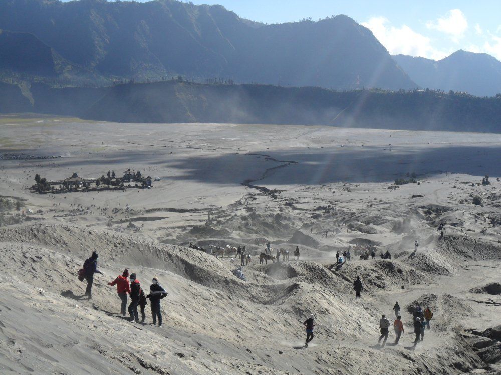 Ada Sekelumit Misteri di Balik Keindahan Gunung Bromo. Kamu Harus Hati ...