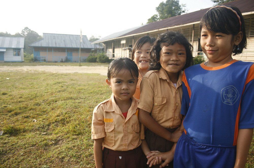 Sekelumit Kehidupan di Entikong, 11 Gambar Ini Adalah Realita Hidup di ...