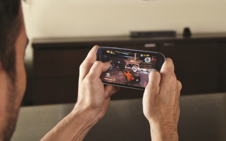 Jangan Kebanyakan Main Game di Hape, Dampaknya Bisa Sampai ke Mana-Mana ...