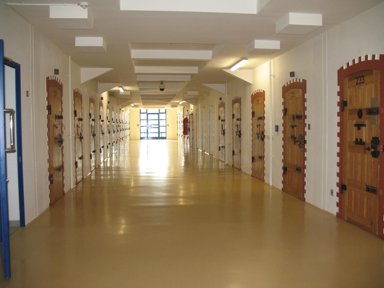 Dihukum tapi Diberi Fasilitas Selayaknya Hotel. Lihat Sendiri Deh 12 ...