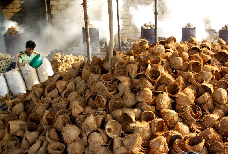 5 Cara Sunat Zaman Dulu yang Bakal Bikin Cowok Ngilu. Untung Sekarang ...