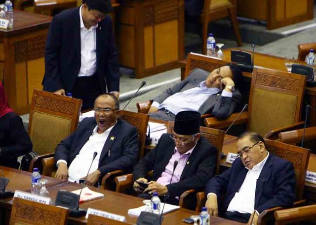 5 Alasan Mengapa Kamu Tak Pantas Menyerah Berjuang Demi Bangsa