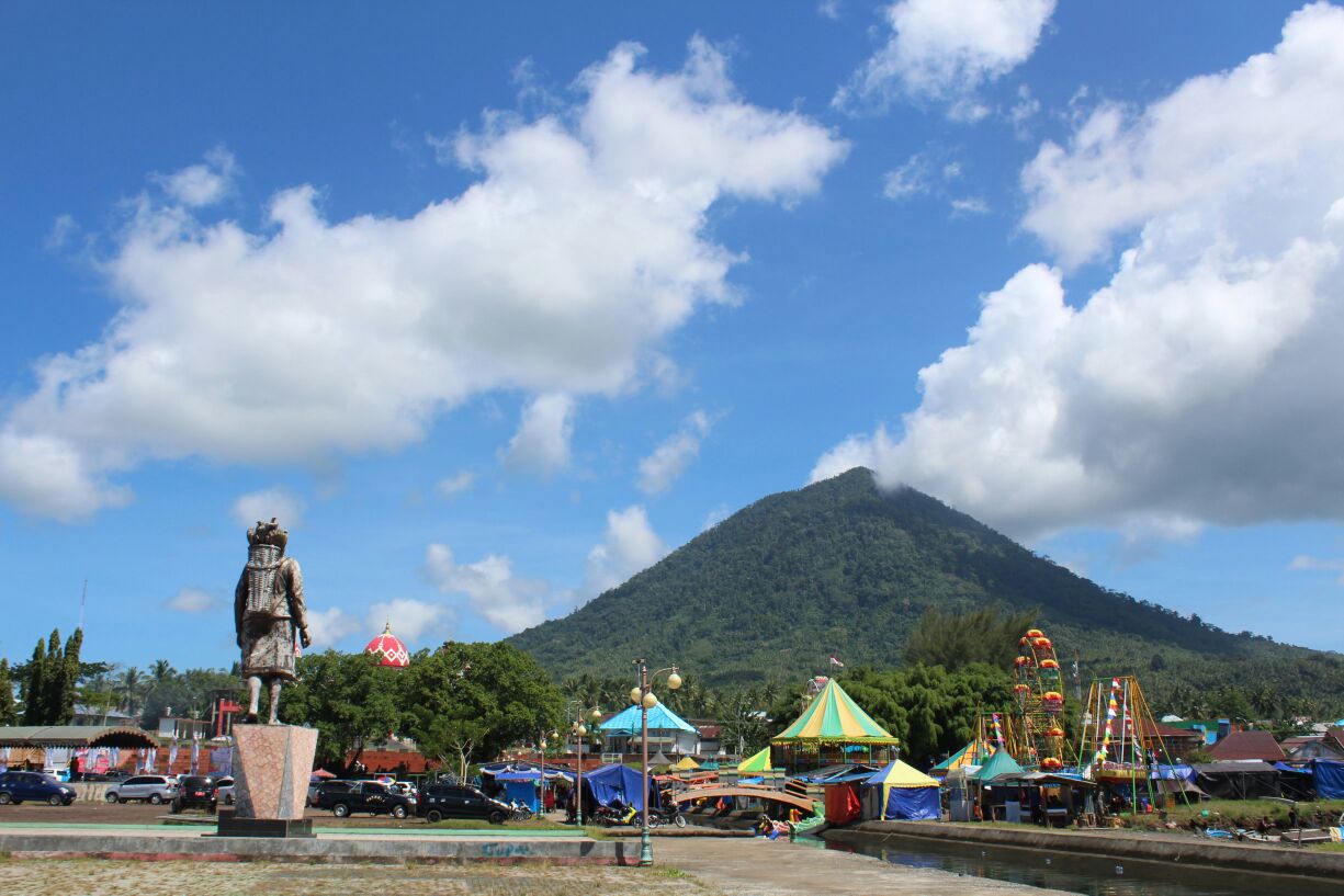 Festival Teluk Jailolo 2018, Sebuah Perpaduan Budaya dan Wisata Maluku ...
