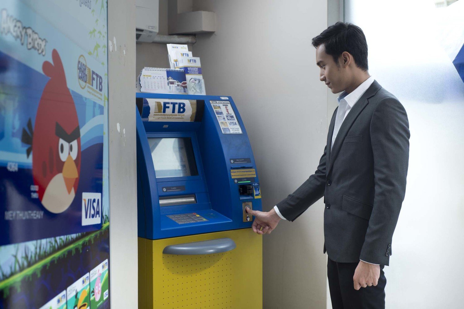 15 Penampakan ATM dari Waktu ke Waktu. Sejak ATM Pertama Dibuat pada ...