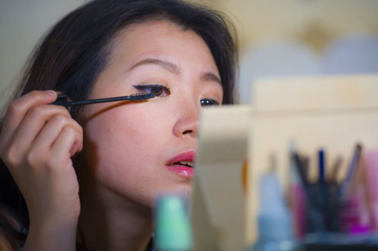 8 Tutorial Makeup Natural Ala Cewek Korea. Bisa Dipakai Setiap Hari ...