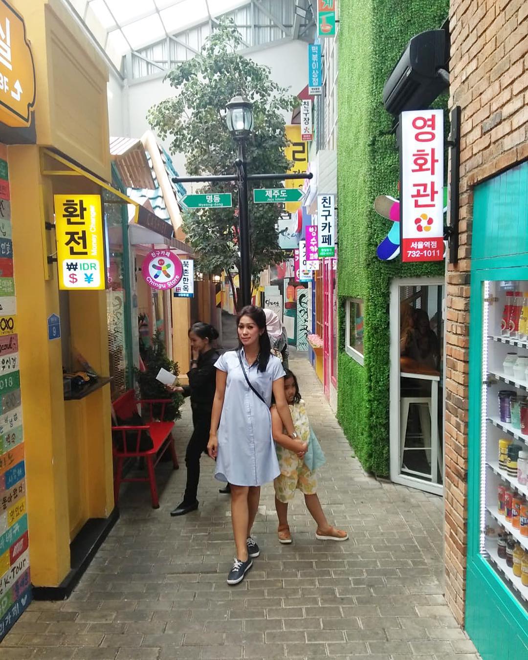 Little Seoul, Destinasi Kuliner ala Korea yang Lagi Hits di Bandung ...