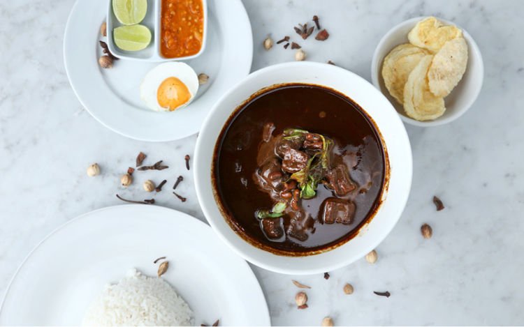 5 Resep Masakan Rumahan Berwarna Hitam Legam. Khas Indonesia, Dijamin ...