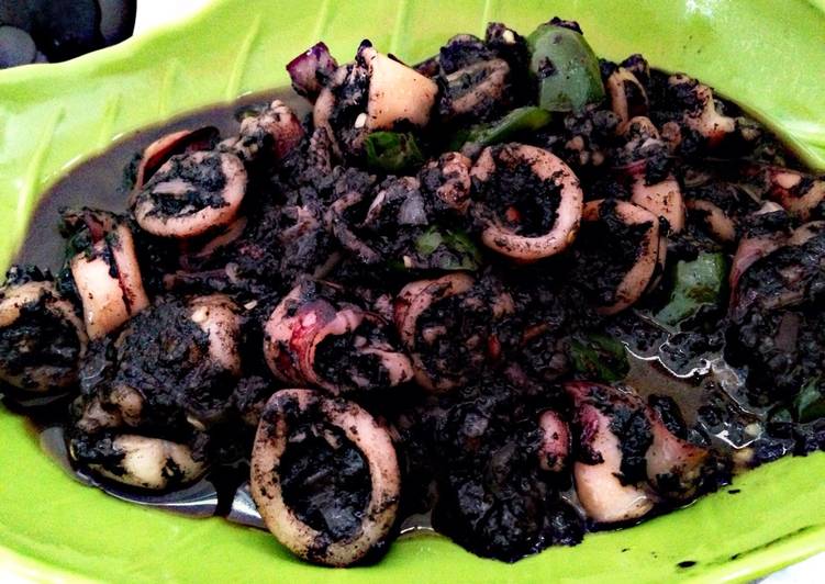 5 Resep Masakan Rumahan Berwarna Hitam Legam. Khas Indonesia, Dijamin ...