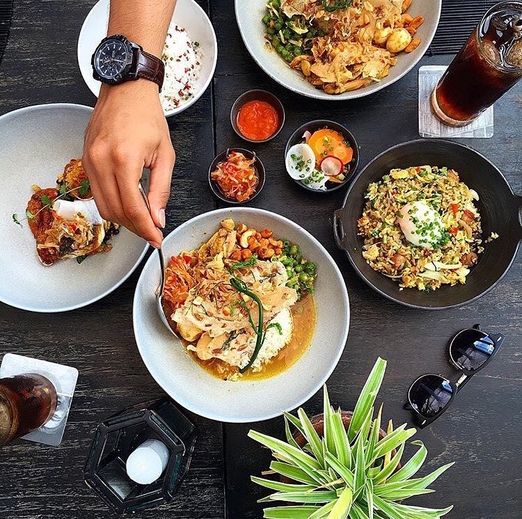 7 Cafe dan Resto Instagramable di Seminyak, Bali. Bakal Puas Deh Makan ...