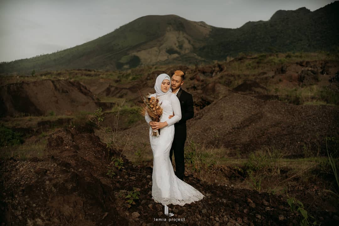 10 Foto Postwedding Pasangan Atlet Hanifan-Pipiet. Unik dalam Balutan ...