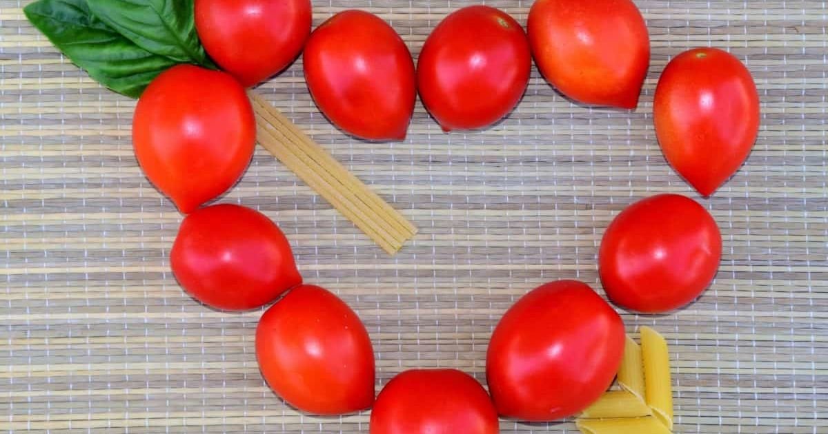 Masker Tomat Jadi Bahan Terbaik untuk Usir Komedo