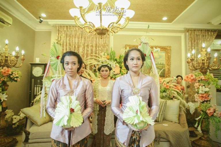 9 Tahap Prosesi Hajatan Sebelum Pernikahan Adat Jawa Dilaksanakan. Kaya ...