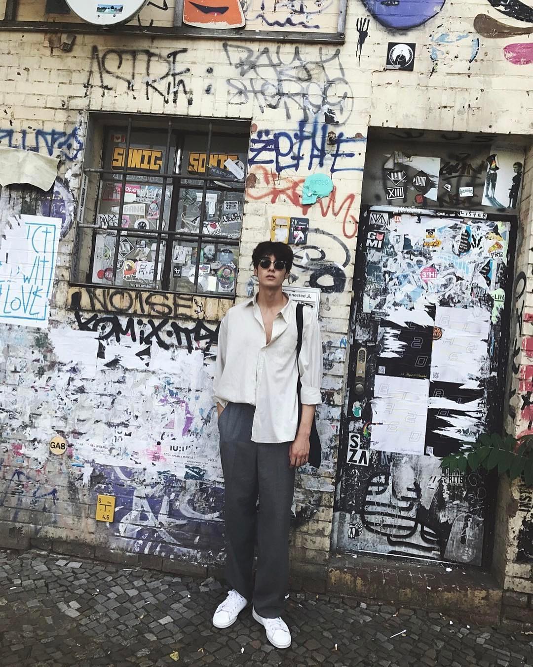 12 Inspirasi Stylish Outfit Guru Matematika Ganteng Asal Korea yang ...