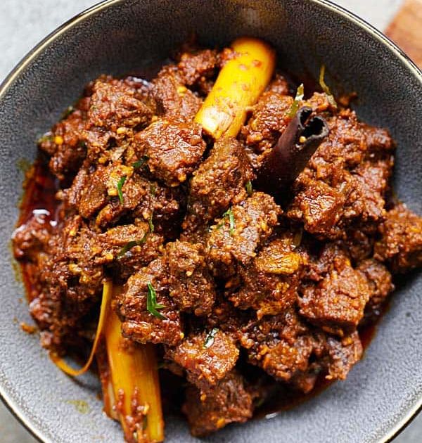 Rendang Ternyata Enggak Cuma Bisa Dimakan Pakai Nasi