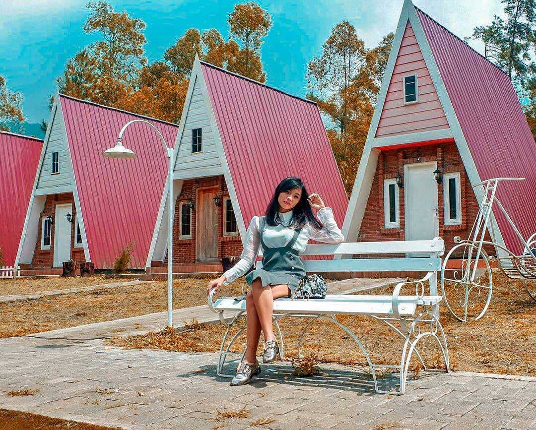 Pagupon Camp, Penginapan Unik yang Ngehits di Coban Talun, Malang ...