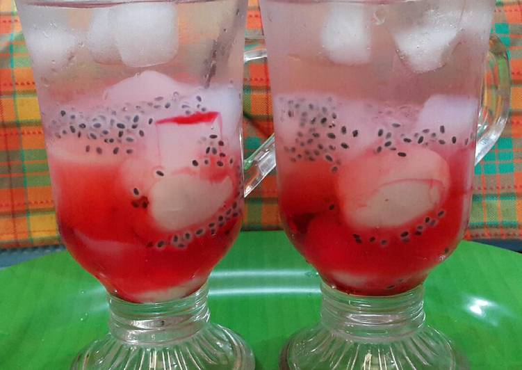 5 Resep Minuman Buka Puasa Bahan Sirup yang Cocok Buat Takjil