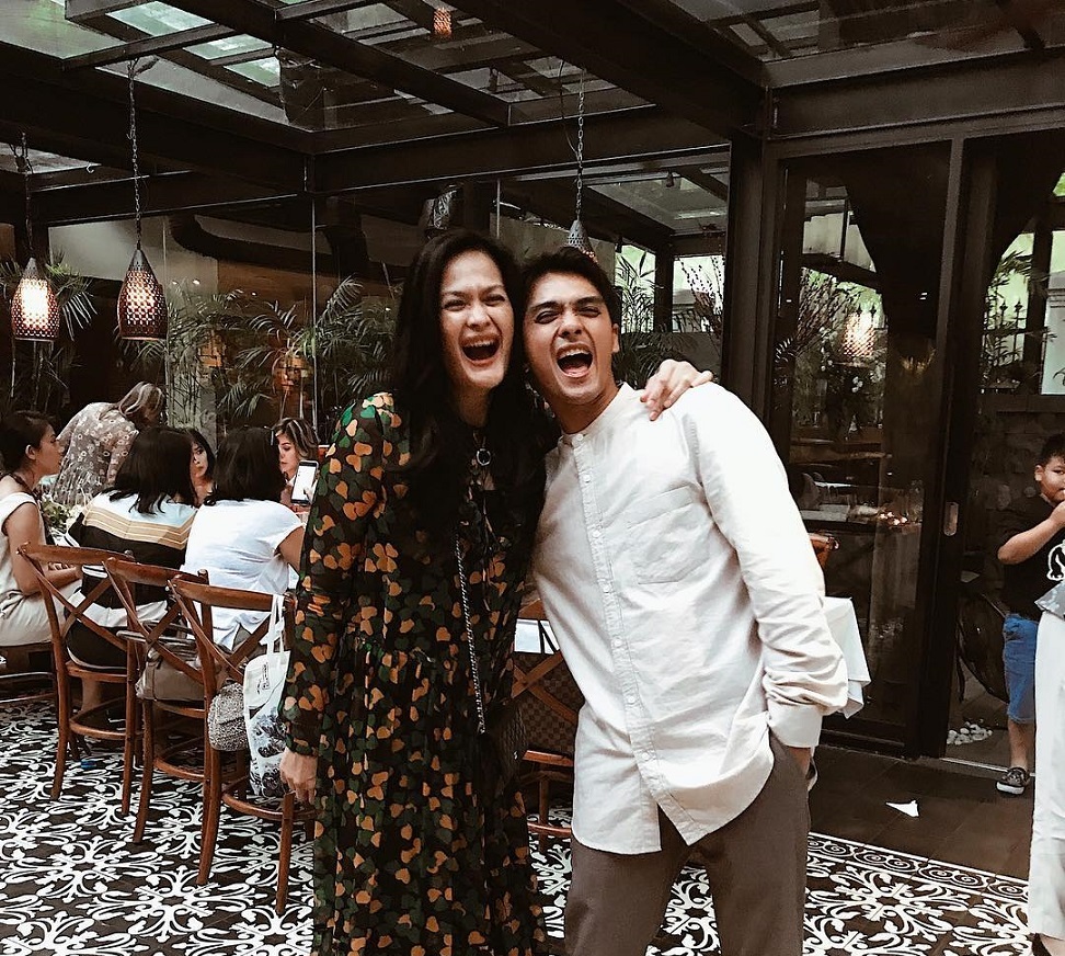 Alasan Cowok Tipikal Anak Mama Itu Lebih Mengerti Perempuan dalam ...