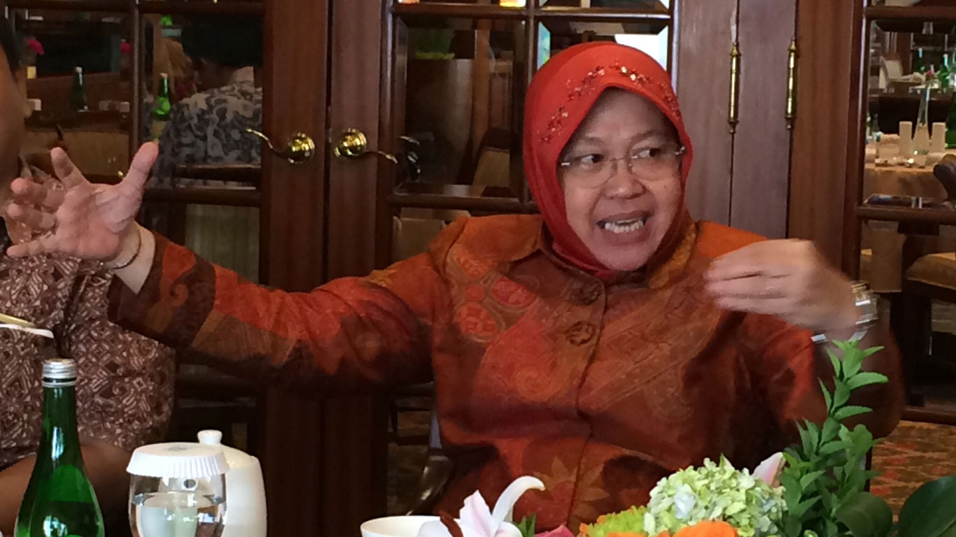 Dilarikan Ke Rumah Sakit Sampai Sempat Masuk Icu Bu Risma Diduga Kelelahan Sehat Sehat Ya Bu