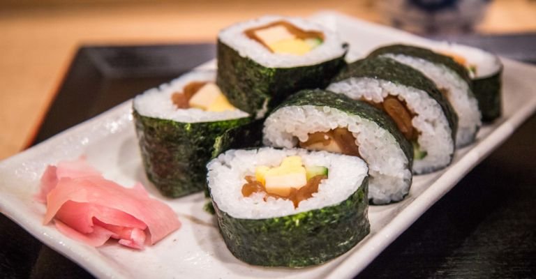 Sebelum Pesan Menu di Restoran Jepang, Kenali 9 Jenis Sushi yang ...
