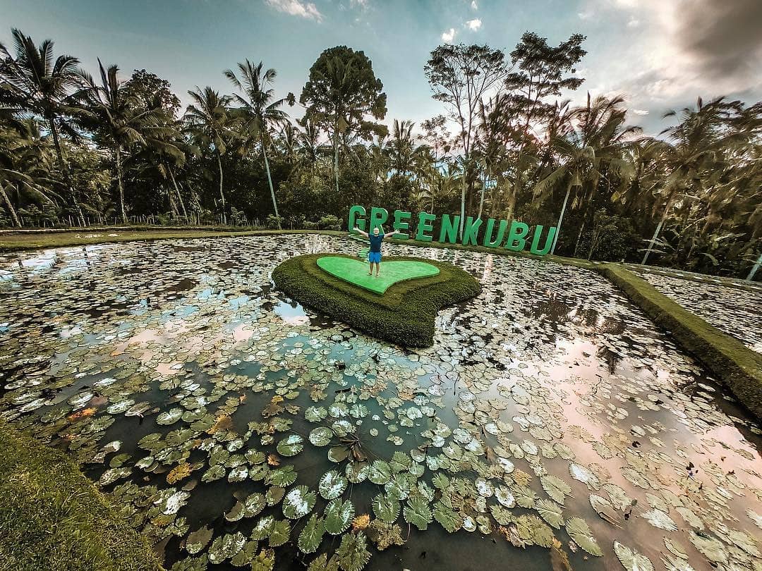 Green Kubu Bali, Cafe di Tengah Sawah yang Hits di Ubud Bali. Cakep ...