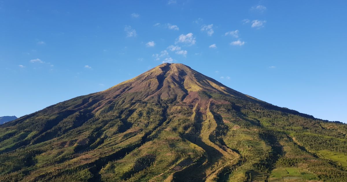 Indahnya Gunung Kendil di Temanggung. Pesona Pemandangannya Benar-benar ...