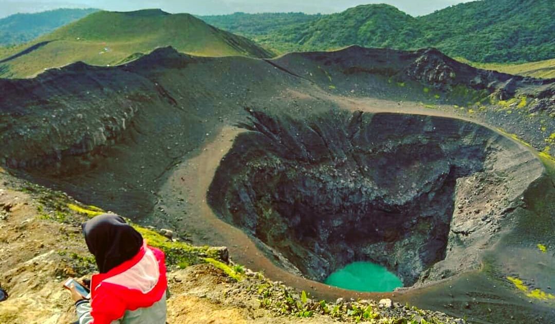 5 Rekomendasi Wisata Alam yang Ada Di Bengkulu. Keindahannya Serasa ...