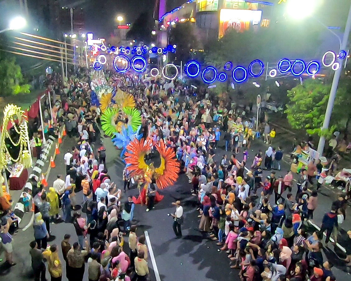 Semarang Night Carnival 2019, Parade Jalanan yang Seru dan Gemerlap di ...