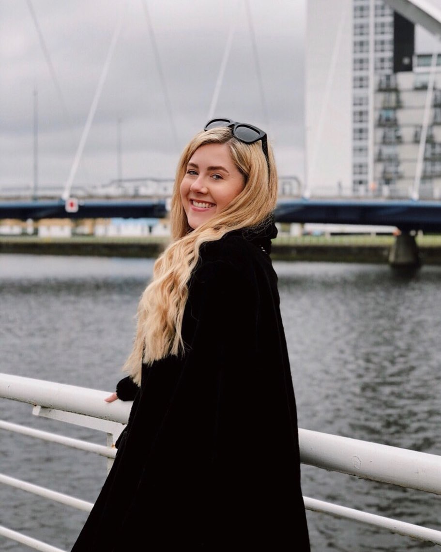 Tekuni Blog Fesyen dan Marketing Meski Tak Lulus SMA, Hannah Hawkshaw ...