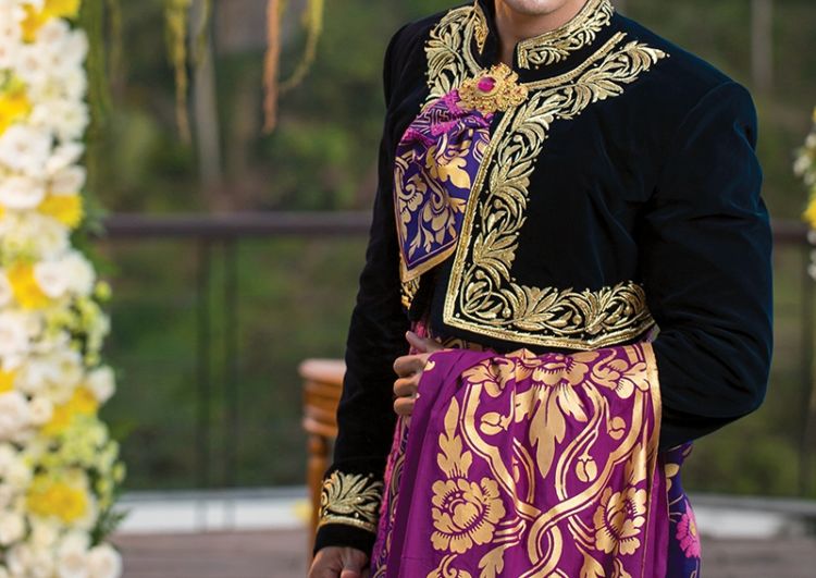 Mengulik 9 Bagian Busana Pengantin Payas Agung Badung, Bali. Cantik dan ...