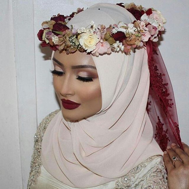 12 Ide Wedding Hijab Do dengan Mahkota Bunga