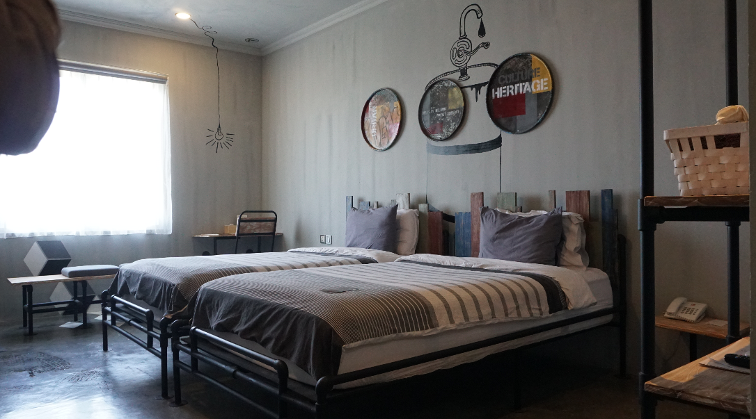 Review The Amartya: Hotel Nyaman dengan Konsep Industrial yang Tetap ...