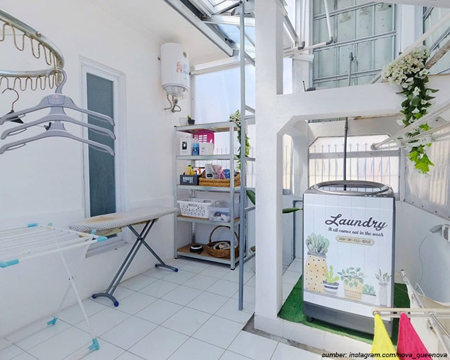 10 Ide Penataan Tempat Cuci Baju di Belakang Rumah. Sempit tapi Berguna