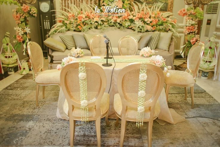 10+ Inspirasi Meja Akad untuk Momen Tersakralmu. Ada Banyak Tema, Mau ...