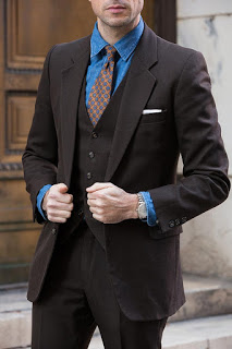 5 Rekomendasi Setelan Jas untuk Resepsi Pernikahan Baik di Gedung atau ...